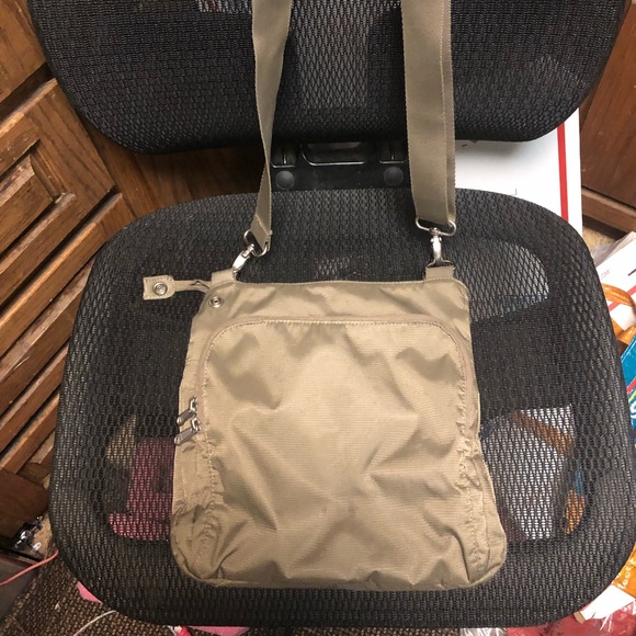 eBags | Bags | Ebags Crossbody Purse54 13 Or 9 Woffer | Poshmark